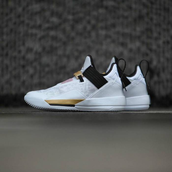 FIBA 专属配色！Air Jordan 33 SE 官网现已发售！ 球鞋资讯 FLIGHTCLUB中文站|SNEAKER球鞋资讯第一站